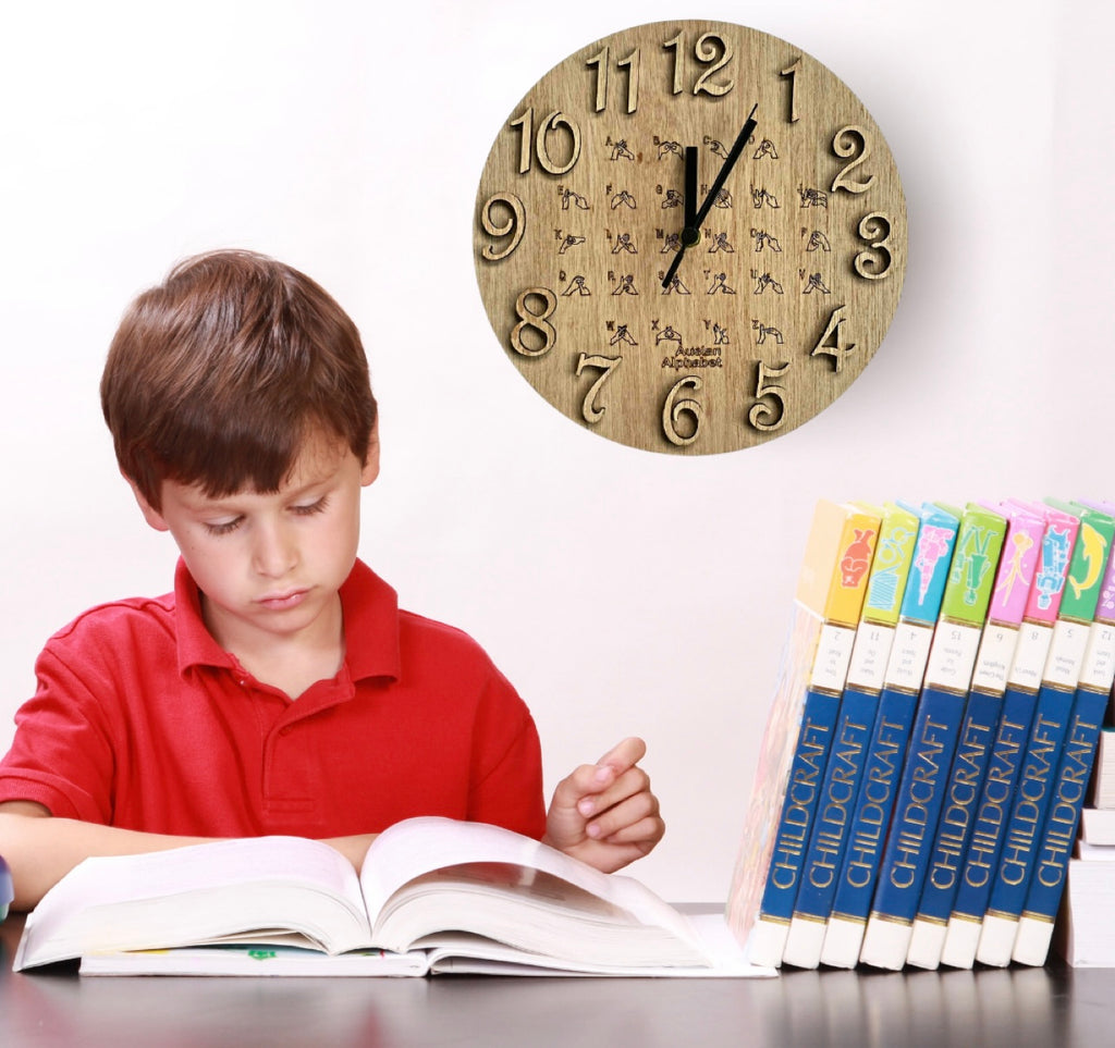 Auslan Alphabet - Wooden Clock – Auslan Journey
